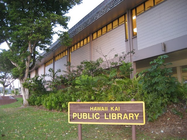 Library Tour: Hawaii Kai Public Library - Hawaii Book Blog