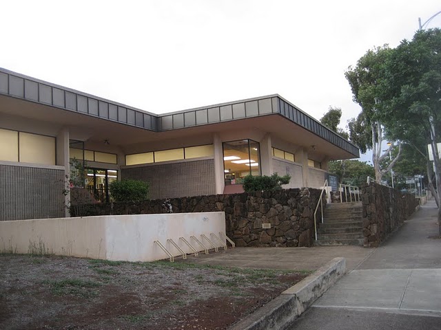 Library Tour: Pearl City Public Library - Hawaii Book Blog